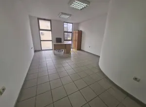 Izdavanje Lokal - Ćuprija