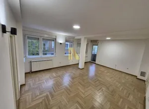 Izdavanje Stan - Novi Sad, Socijalno - Rotkvarija