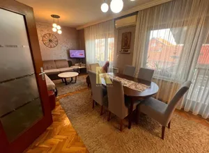Prodaja Stan - Novi Sad, Veternik Centar