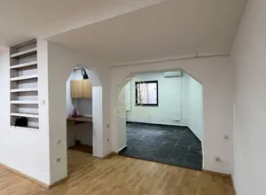 Izdavanje Lokal - Novi Sad, Socijalno - Rotkvarija
