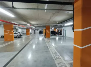 Izdavanje Garaža - Beograd, Savski Venac: Beograd na vodi - Palata pravde