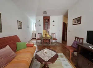 Izdavanje Stan - Novi Sad