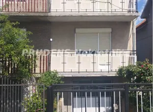 Prodaja Vila - Beograd, Surčin: Bečmen - Dobanovci - Radiofar
