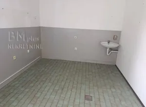 Izdavanje Lokal - Niš, Medijana: Bulevar Nemanjića - Dom zdravlja - Bulevar zona III