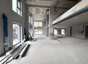 Izdavanje Lokal - Beograd, Čukarica: Banovo Brdo