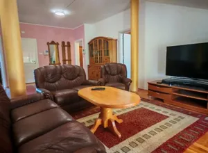 Izdavanje Stan - Beograd, Zvezdara: Cvetkova pijaca - Gradska bolnica
