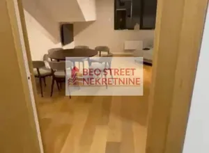 Prodaja Stan - Beograd, Vračar: Hram Svetog Save - Neimar - Čubura