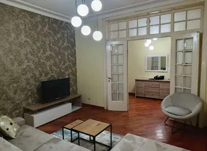 Izdavanje Stan - Beograd, Palilula: Profesorska kolonija - Hala Pionir