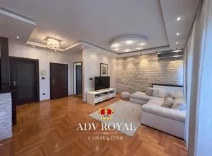 Izdavanje Stan - Beograd, Vračar: Crveni Krst - Južni bulevar