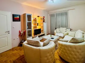 Izdavanje Stan - Niš, Medijana: Čair