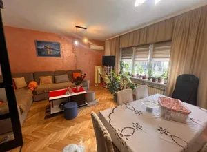 Prodaja Vila - Novi Sad, Veternik Centar