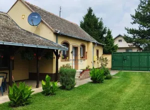 Prodaja Vila - Stara Pazova, Belegiš