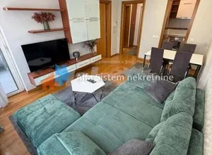 Izdavanje Stan - Beograd, Zvezdara: Vukov spomenik - Đeram