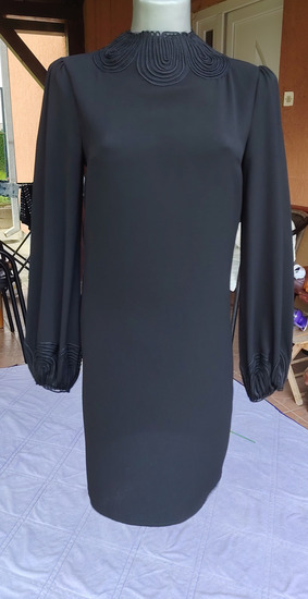 Nova WAREHOUSE elegantna crna haljina S/XS