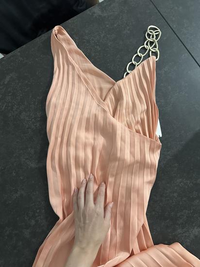 Zara plisirana haljina