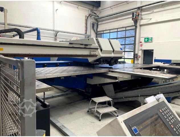 Mašina za lasersko probijanje
Trumpf Trumatic 6000-1600