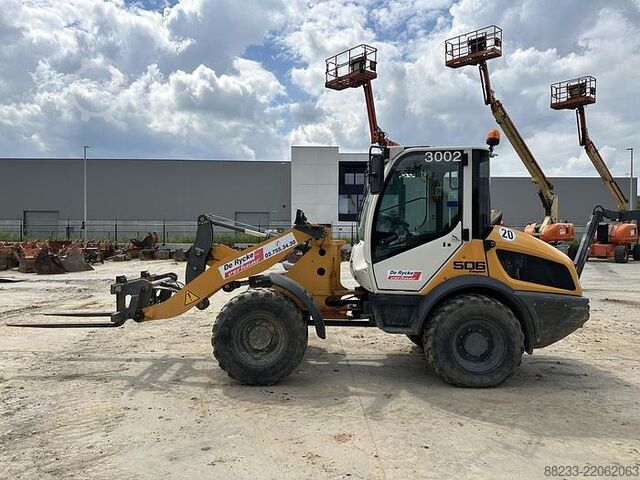 Punilac
Liebherr L506C