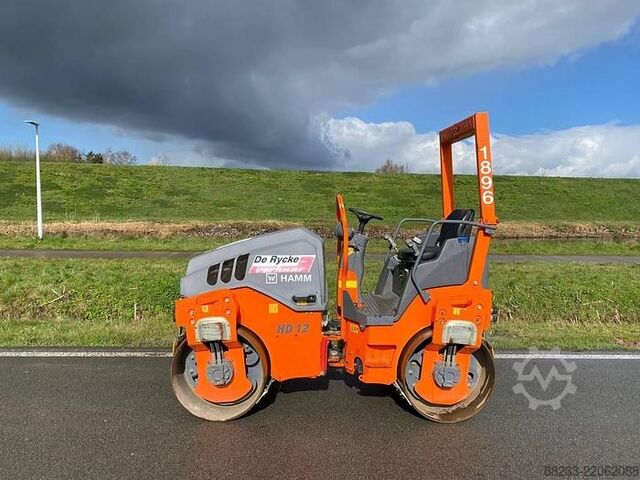 Tandem valjak
Hamm HD12VV