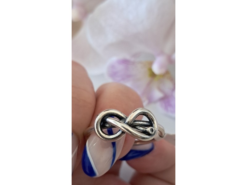 Nov Pandora prsten infinity 19mm 925