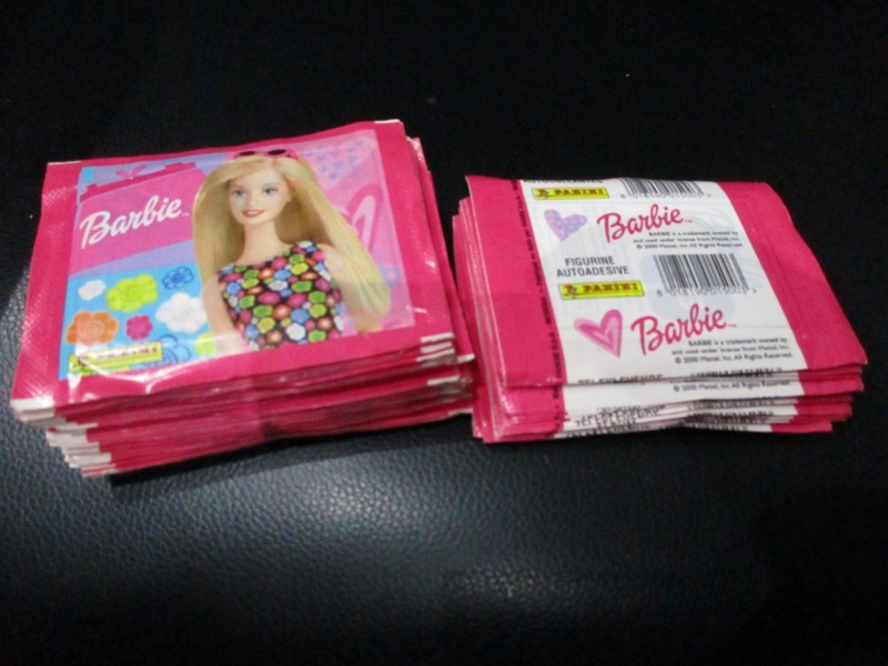 50 punih kesica Barbie Panini