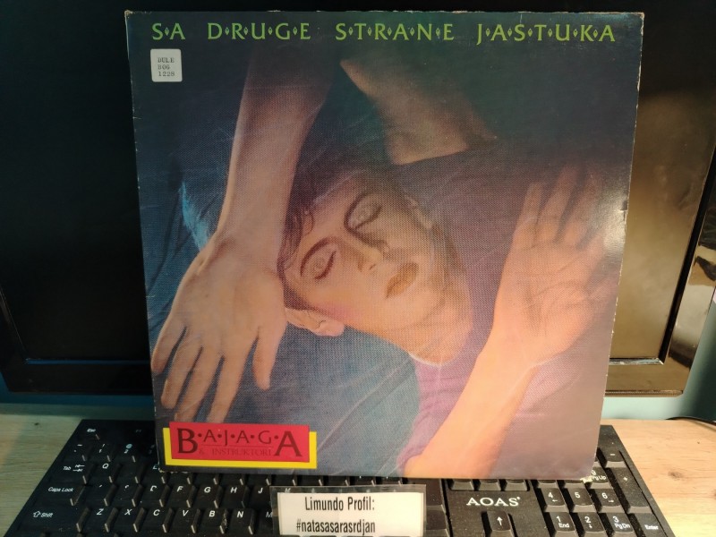 Bajaga-Sa druge strane jastuka