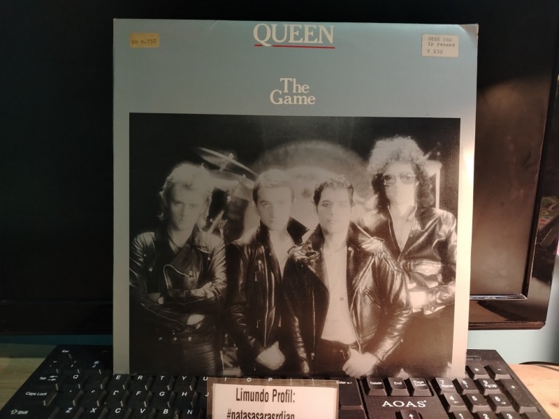 Queen - The Game