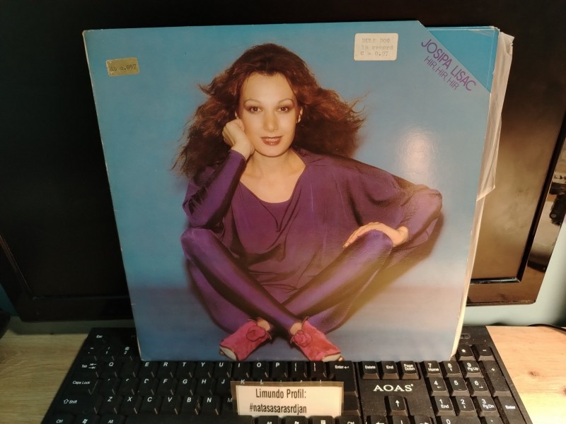 Josipa Lisac-Hir hir hir