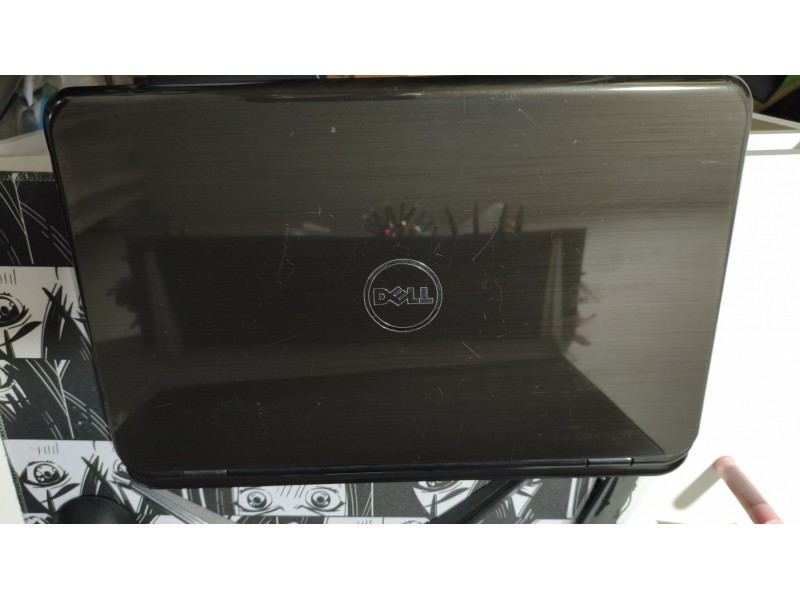 Dell Inspiration n5110 8gb ram polu ispravan citaj opis