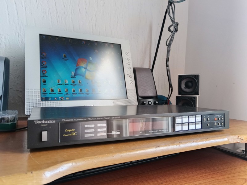 Technics ST-S505 (digitalni fm/am tjuner)