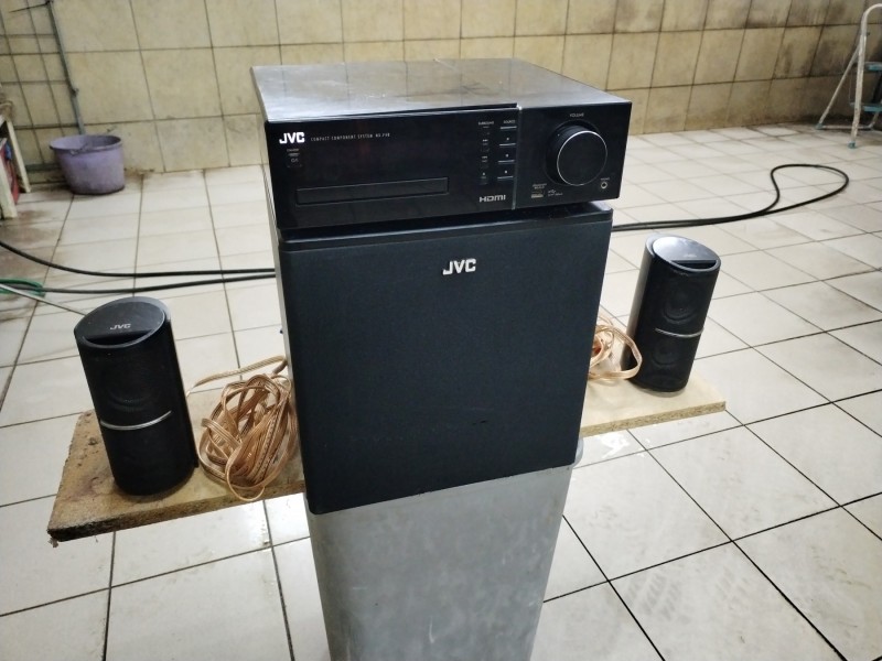JVC risiver - pojačalo