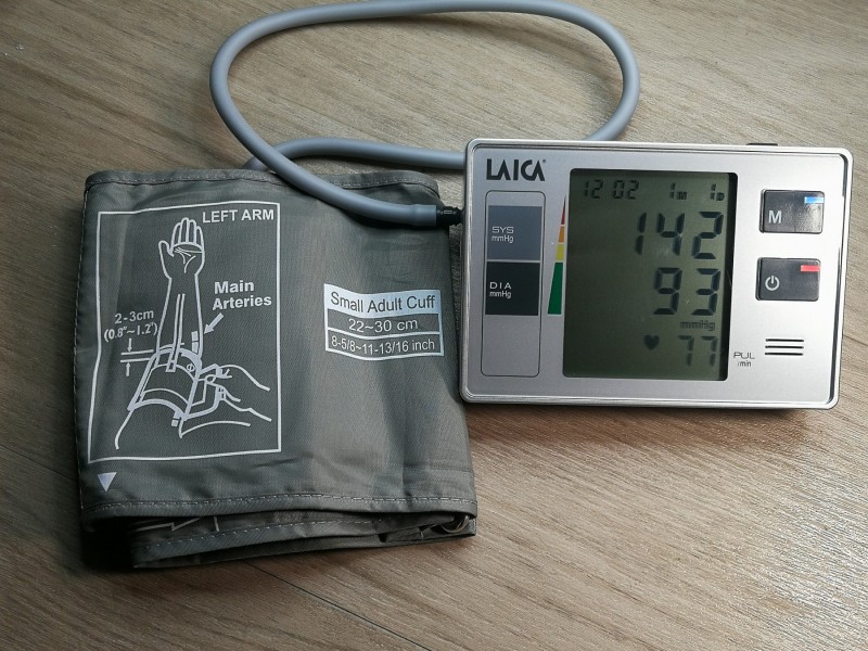 LAICA BM2001 merac pritiska i pulsa