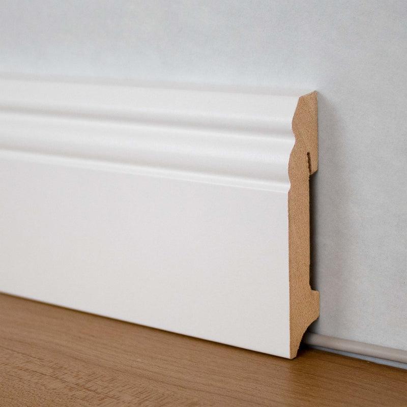 Medijapan lajsna u foliji FU089L 90mm — bela