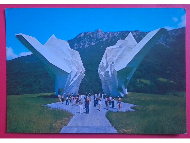SUTJESKA-TJENTIŠTE-SPOMENIK-RAZGLEDNICA (čista)