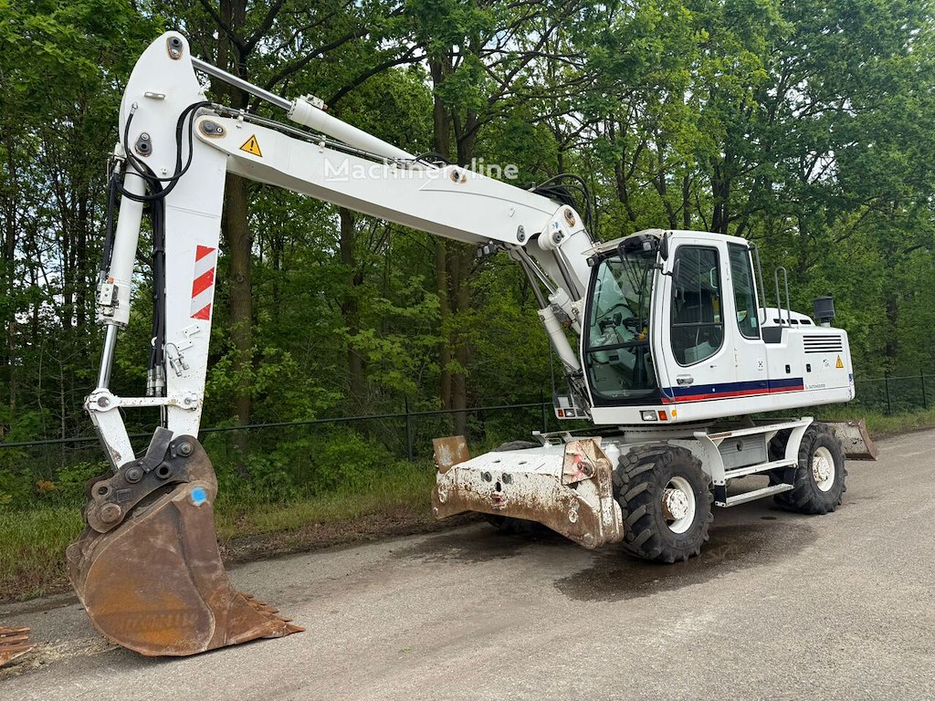 Liebherr A904C Litronic bager točkaš