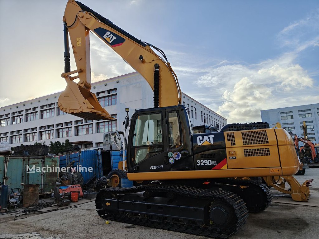Caterpillar 329D bager guseničar