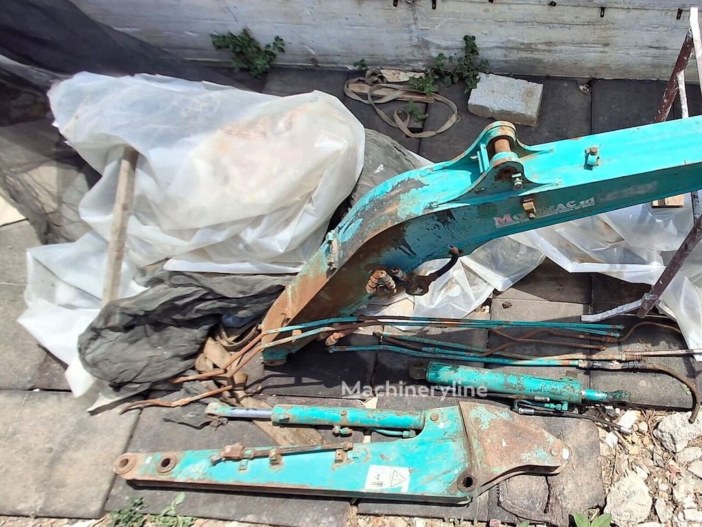 Komatsu PC35 mini bager po rezervnim delovima