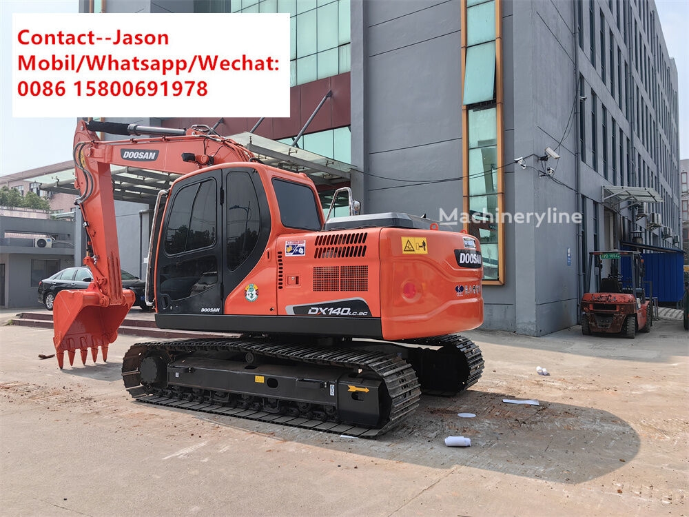 Doosan DX140LC-9s bager guseničar