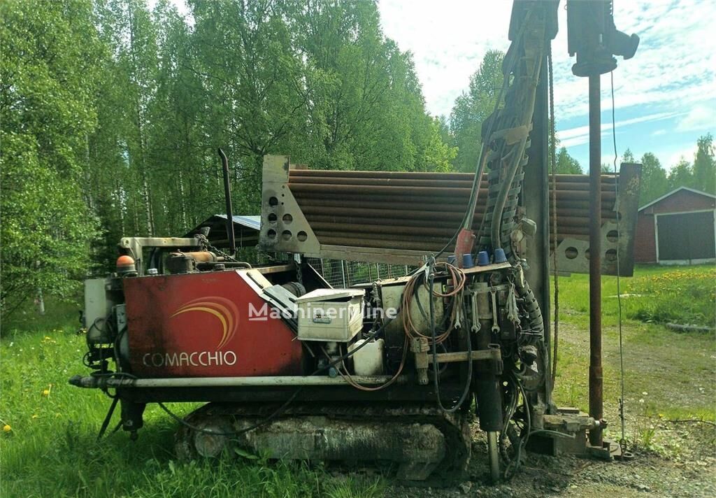 Comacchio MC 450 Poravaunu bušaće postrojenje