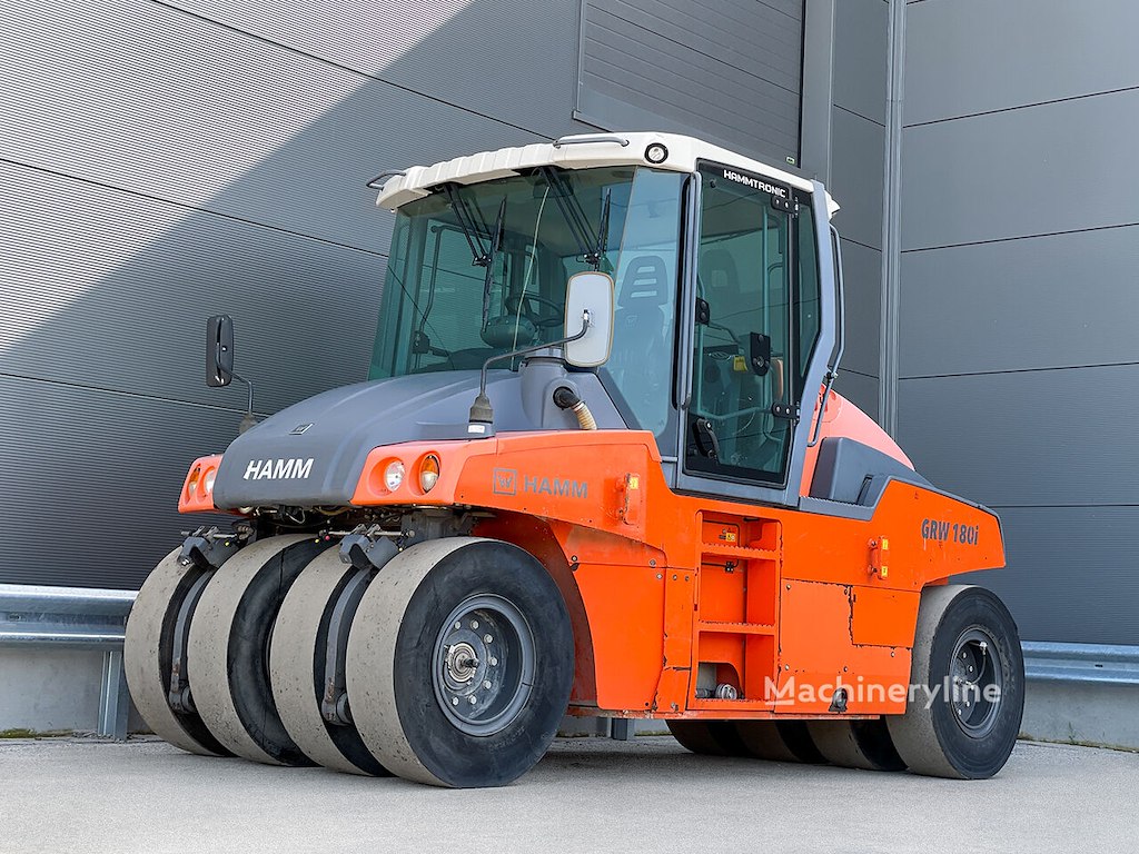 Hamm GRW 180I-10 pneumatski valjak