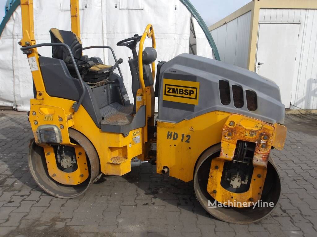 Hamm HD 12 VV mali valjak