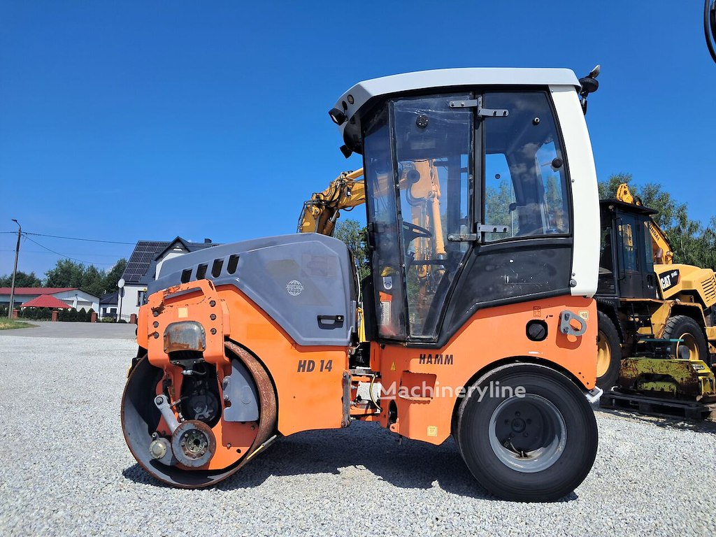 Hamm HD 14 V pneumatski valjak