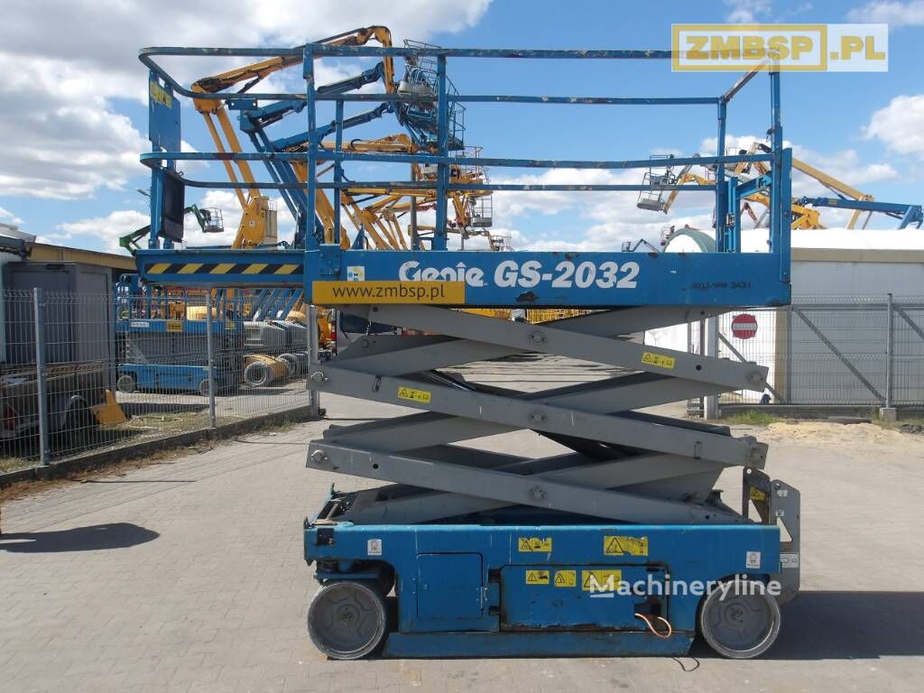 Genie GS 2032 makazasta platforma