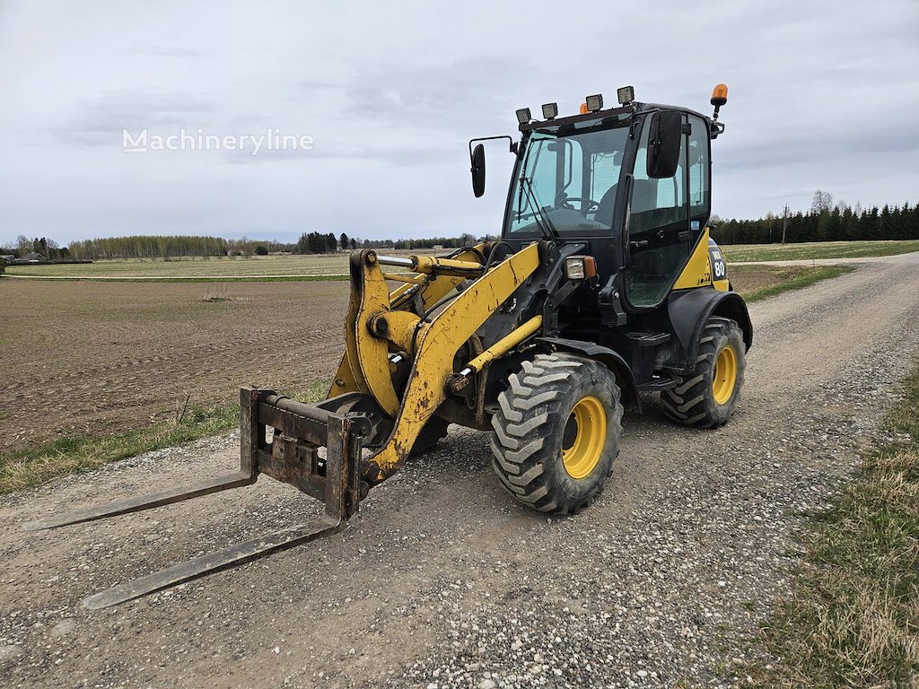 Komatsu WA80-6 prednji utovarivač