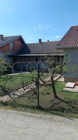 KUĆA NA PRODAJU OBRENOVAC