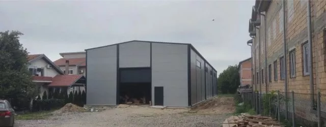 IZDAJE SE HALA NA POČETKU LEDINA UZ GLAVNI PUT