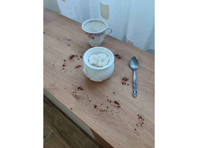 Mirisna sveća od prirodnog voska - Kafa