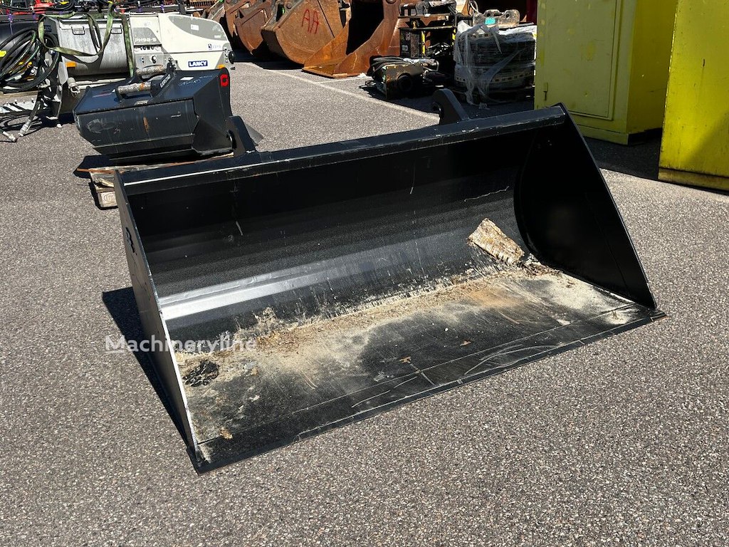 Prodaje se SE 1300 L Universalskuff – BM – 2050 mm – Ubrukt kašiku za gradiranje na aukciji