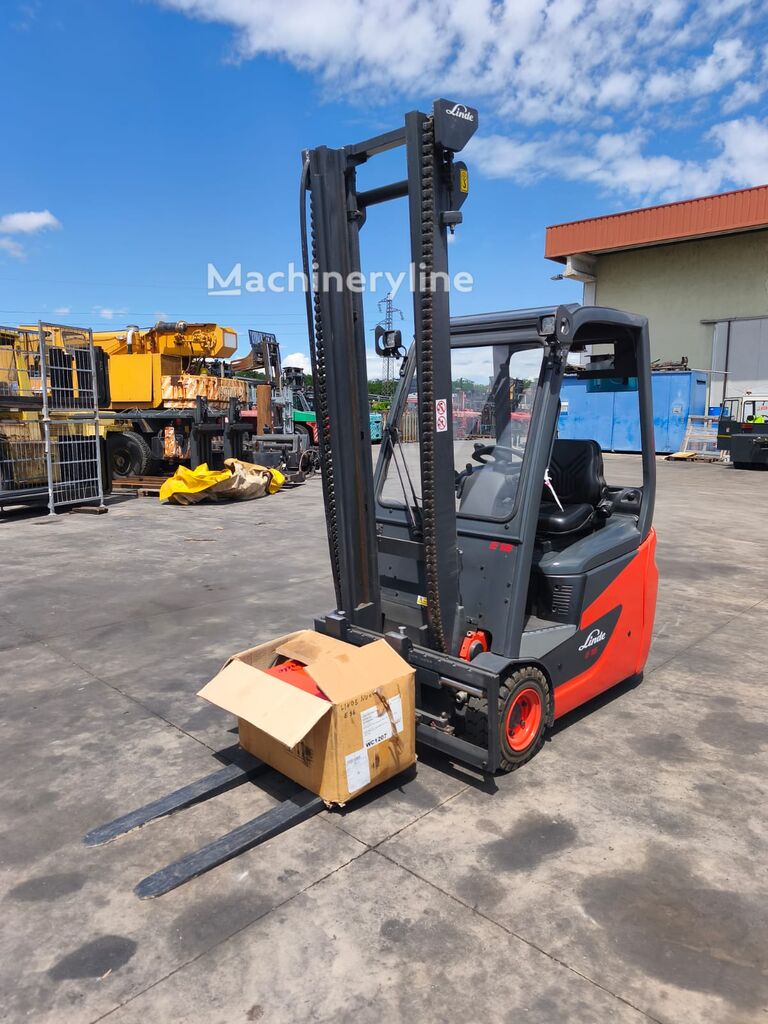 Linde E16C viljuškar na tri točka