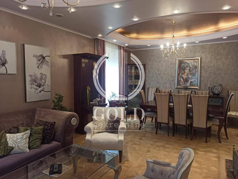 Samostalna porodična kuća Vase Stajića, Centar - Novi Bulevar, Novi Sad