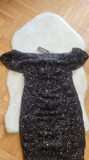 BOOHOO svetlucava haljina
